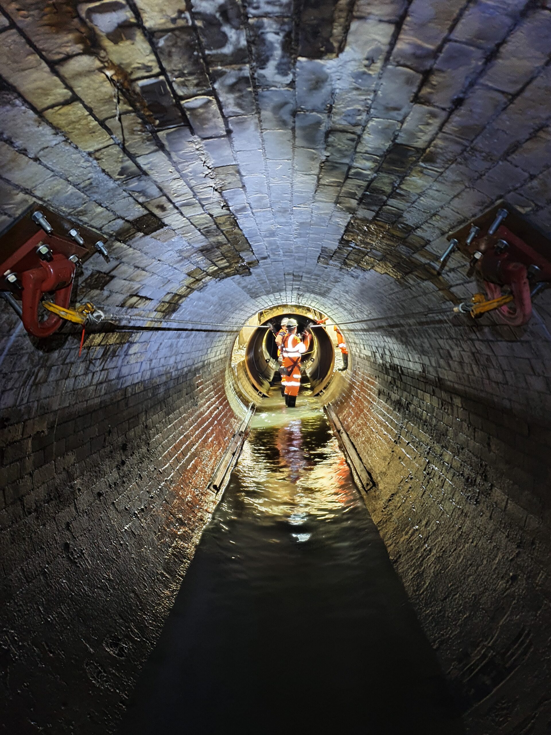 WHO WE ARE – SpoorTech